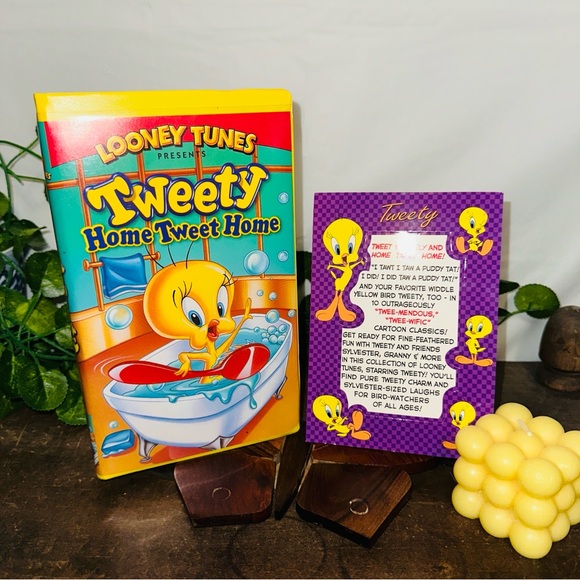 Warner Bros. | Media | Vintage Y2k Looney Tunes Tweety Bird Home Tweet ...